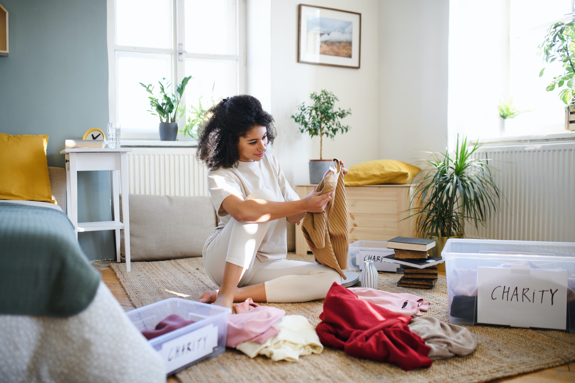Tips On How To Declutter Your Home | Decluttering Made Easy